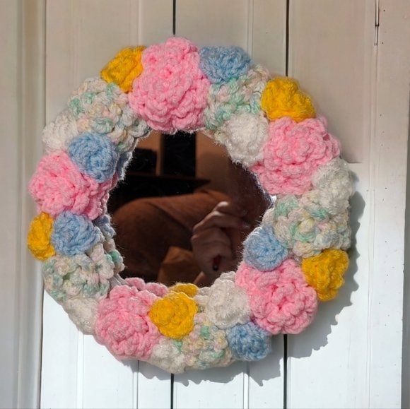 Hand Crafted | Wall Decor | Handmade Round Crochet Floral Framed Mirror ...